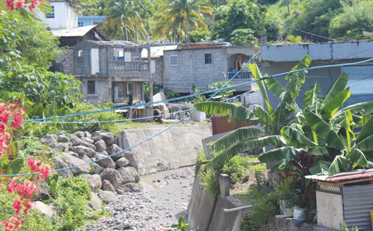 "People are still living in the ravine" | Local | The Sun